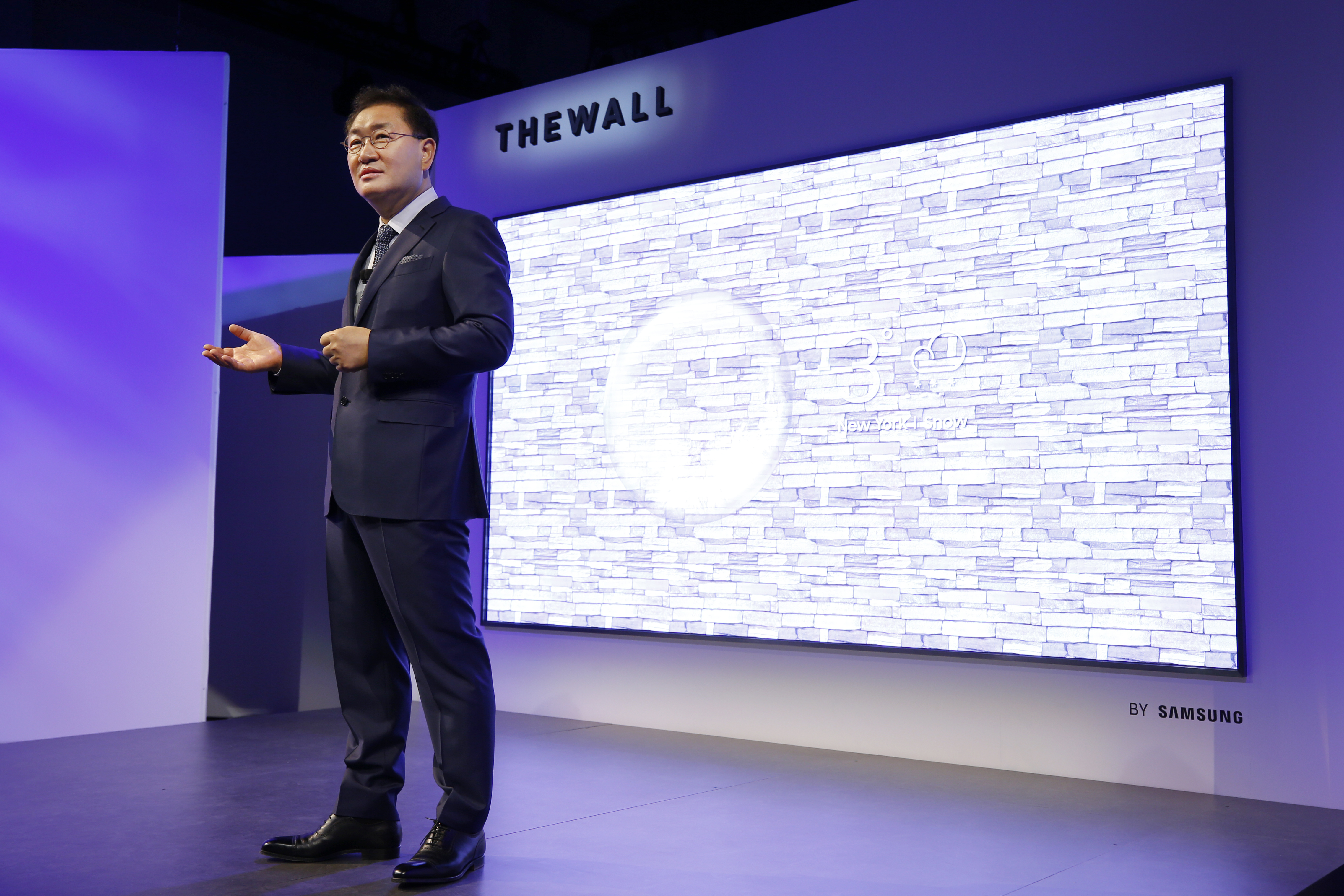 Samsung Unveils “The Wall,” the World’s First Modular MicroLED 146-inch ...