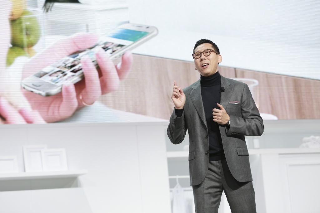 Samsung Electronics Reaches Higher for Consumers at CES 2017 with ...