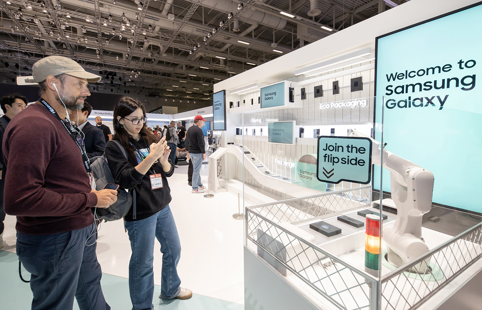 [하이라이트] 삼성전자, IFA 2023 전시장에서 선보인 혁신적인 통합 연결 기술 - Samsung Newsroom Korea ...