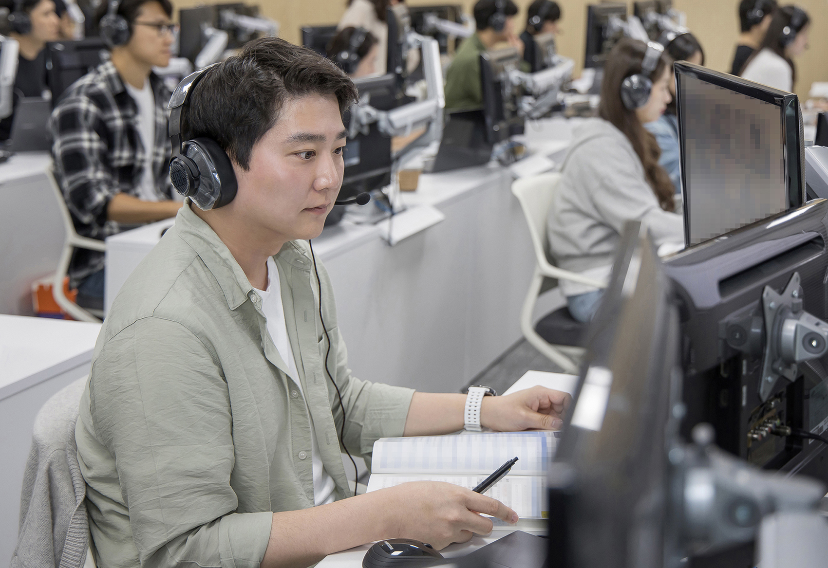 삼성, 2025년 하반기 삼성직무적성검사(GSAT) 실시 - Samsung Newsroom Korea Media Library